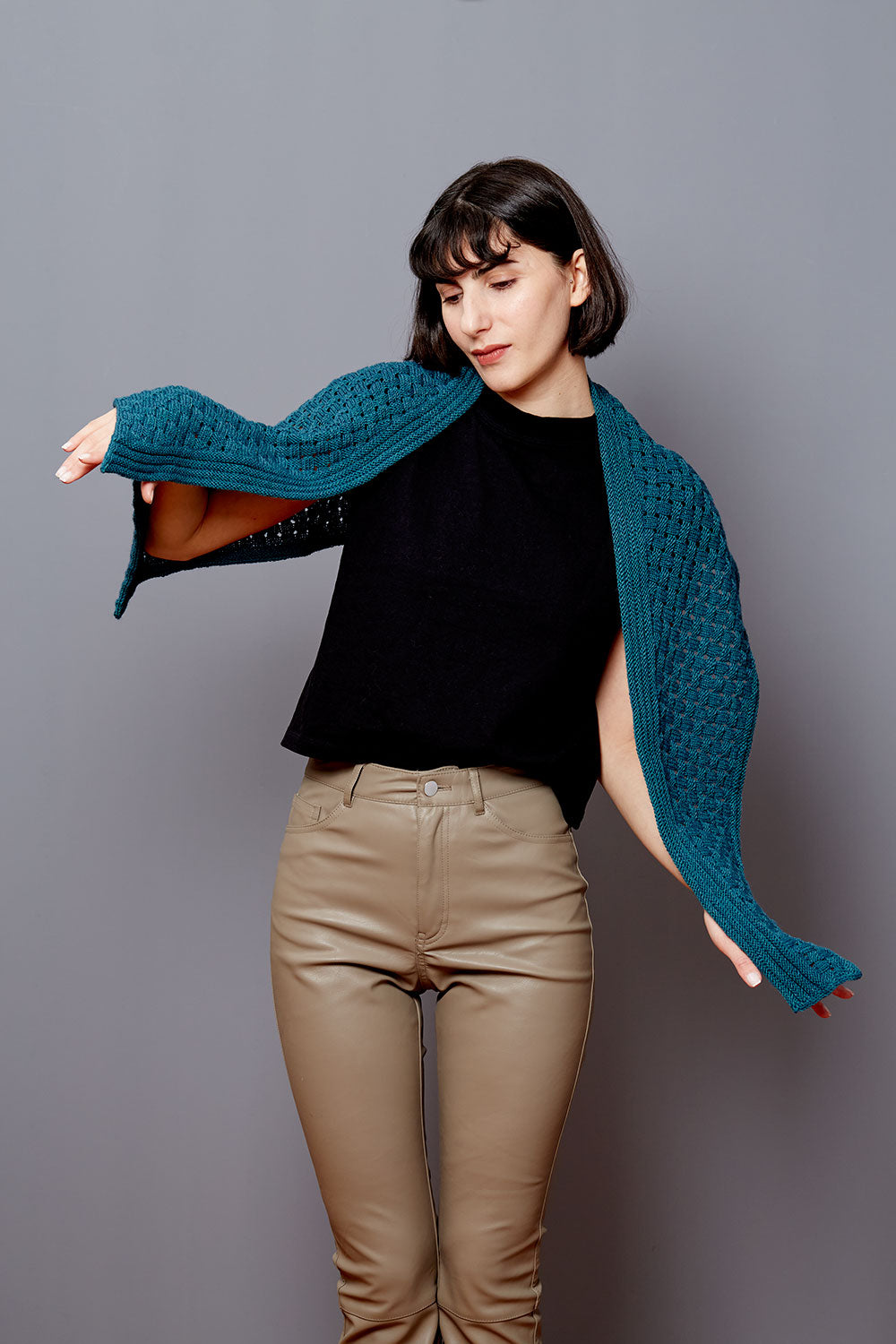 Attabi Shawl – Gusto Wool